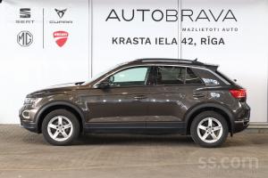 Brūns Volkswagen T-Roc 2020 Rīga, ar dzinēja tilpumu 2.00 L un nobraukumu 65 tūkst. km par 19490 €, foto 5 vietnē AUTOMOTO.COM.LV