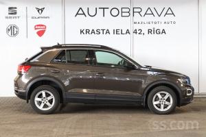 Brūns Volkswagen T-Roc 2020 Rīga, ar dzinēja tilpumu 2.00 L un nobraukumu 65 tūkst. km par 19490 €, foto 6 vietnē AUTOMOTO.COM.LV