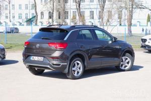 Brūns Volkswagen T-Roc 2020 Rīga, ar dzinēja tilpumu 2.00 L un nobraukumu 65 tūkst. km par 19490 €, foto 33 vietnē AUTOMOTO.COM.LV