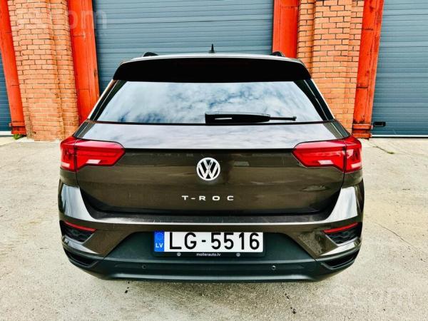 Brūns Volkswagen T-Roc 2018 Rīga, ar dzinēja tilpumu 1.50 L un nobraukumu 233 tūkst. km par 13850 €, foto 4 vietnē AUTOMOTO.COM.LV