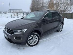 Brown Volkswagen T-Roc 2019 in Kaunas, with an engine capacity of 1.97 L and mileage of 167 thousand km for 18200 €, photo 7 on AUTOMOTO.COM.LV