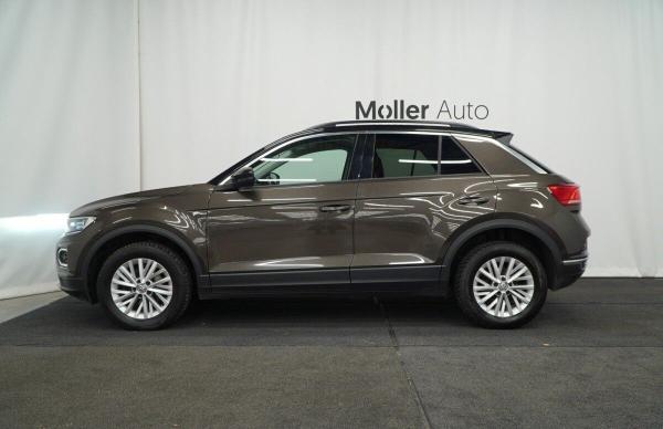 Brown Volkswagen T-Roc 2019 in Tallinn, with an engine capacity of 1.50 L and mileage of 130 thousand km for 17000 €, photo 3 on AUTOMOTO.COM.LV