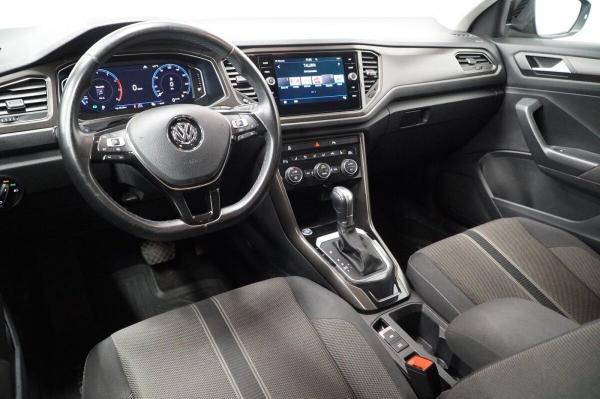 Brown Volkswagen T-Roc 2019 in Tallinn, with an engine capacity of 1.50 L and mileage of 130 thousand km for 17000 €, photo 9 on AUTOMOTO.COM.LV