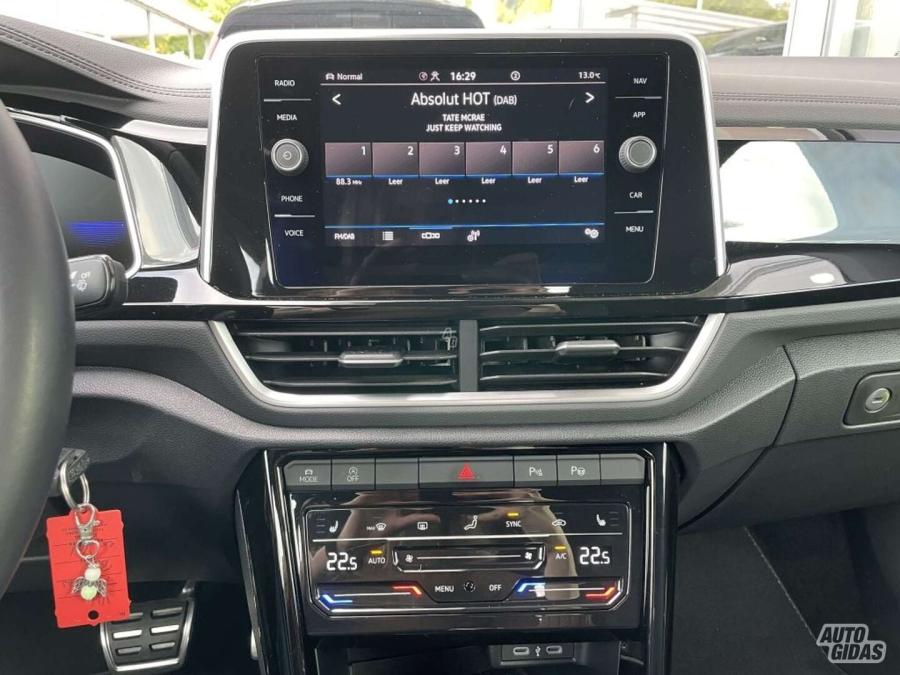 Volkswagen T-Roc 2023 in Kaunas, with an engine capacity of 1.50 L and mileage of 35 thousand km for 29486 €, photo 12 on AUTOMOTO.COM.LV