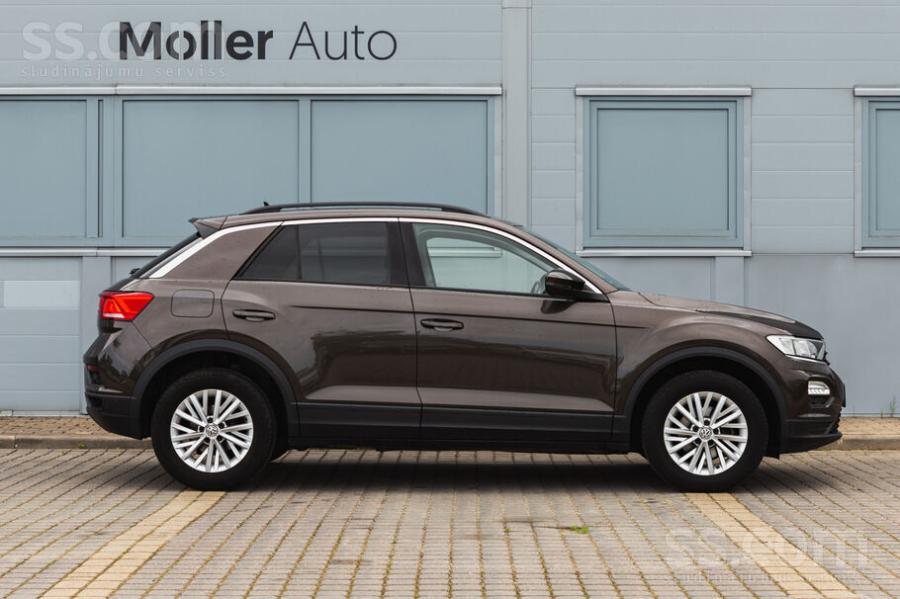 Volkswagen T-Roc 2018 in Ventspils, with an engine capacity of 1.00 L and mileage of 43 thousand km for 16250 €, photo 6 on AUTOMOTO.COM.LV
