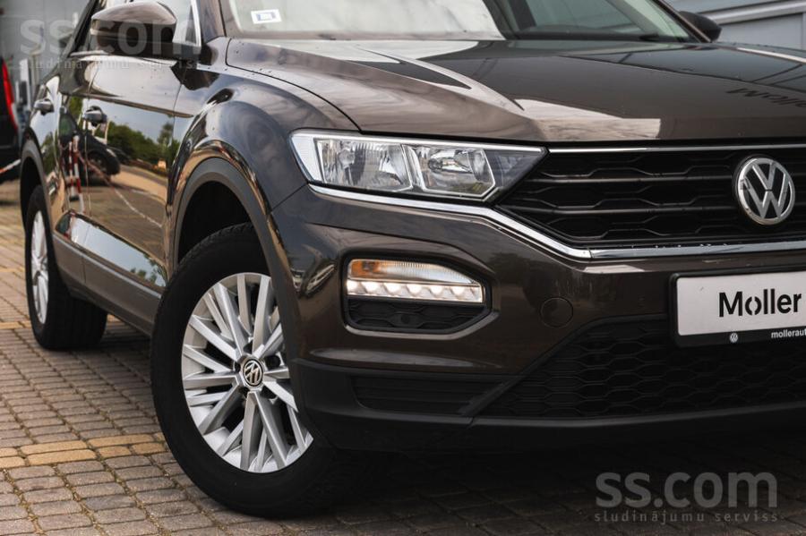 Volkswagen T-Roc 2018 in Ventspils, with an engine capacity of 1.00 L and mileage of 43 thousand km for 16250 €, photo 10 on AUTOMOTO.COM.LV