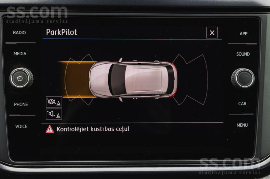 Volkswagen T-Roc 2018 in Ventspils, with an engine capacity of 1.00 L and mileage of 43 thousand km for 16250 €, photo 25 on AUTOMOTO.COM.LV
