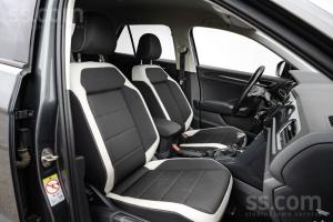 Volkswagen T-Roc 2018 in Riga, with an engine capacity of 2.00 L and mileage of 205 thousand km for 14950 €, photo 7 on AUTOMOTO.COM.LV