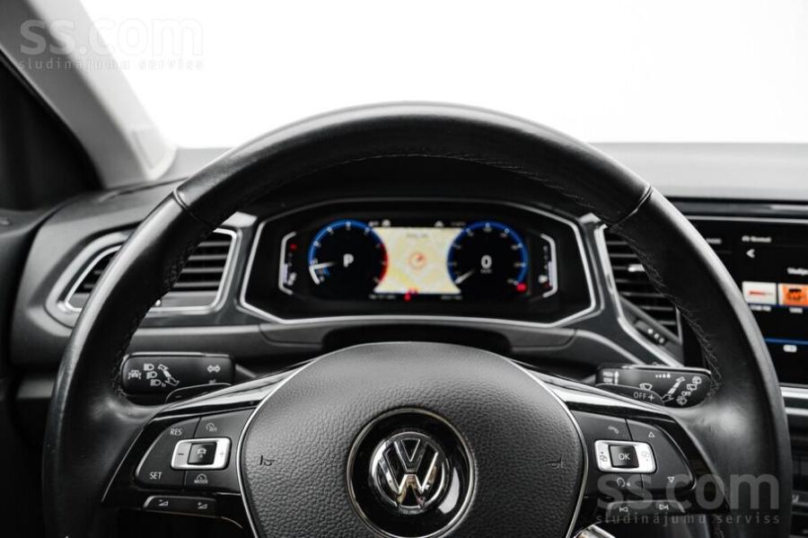 Volkswagen T-Roc 2018 in Riga, with an engine capacity of 2.00 L and mileage of 205 thousand km for 14950 €, photo 13 on AUTOMOTO.COM.LV