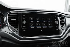 Volkswagen T-Roc 2018 in Riga, with an engine capacity of 2.00 L and mileage of 205 thousand km for 14950 €, photo 16 on AUTOMOTO.COM.LV