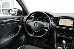 Volkswagen T-Roc 2018 in Riga, with an engine capacity of 2.00 L and mileage of 205 thousand km for 14950 €, photo 24 on AUTOMOTO.COM.LV