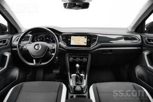 Volkswagen T-Roc 2018 in Riga, with an engine capacity of 2.00 L and mileage of 205 thousand km for 14950 €, photo 25 on AUTOMOTO.COM.LV