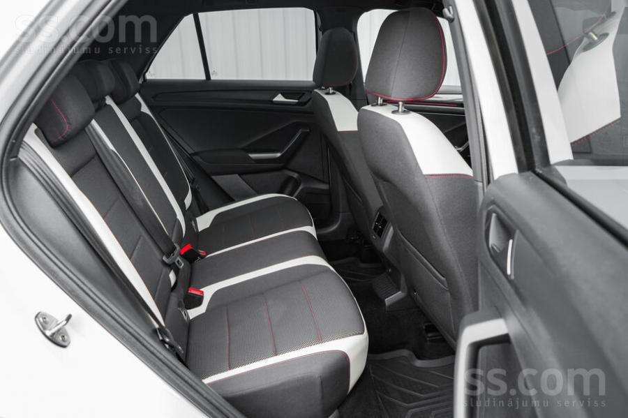 Volkswagen T-Roc 2018 Ogre, ar dzinēja tilpumu 2.00 L un nobraukumu 198 tūkst. km par 17700 €, foto 10 vietnē AUTOMOTO.COM.LV