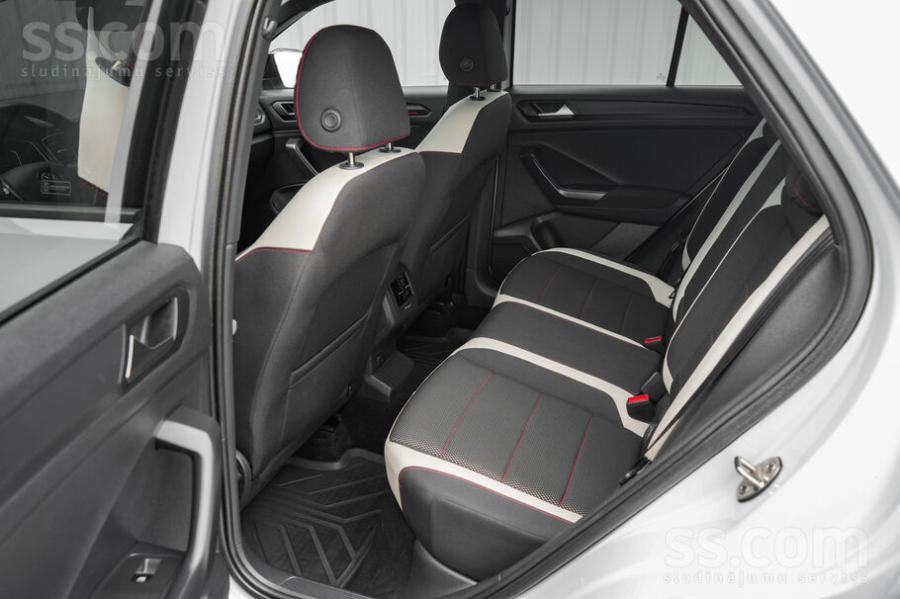 Volkswagen T-Roc 2018 Ogre, ar dzinēja tilpumu 2.00 L un nobraukumu 198 tūkst. km par 17700 €, foto 11 vietnē AUTOMOTO.COM.LV