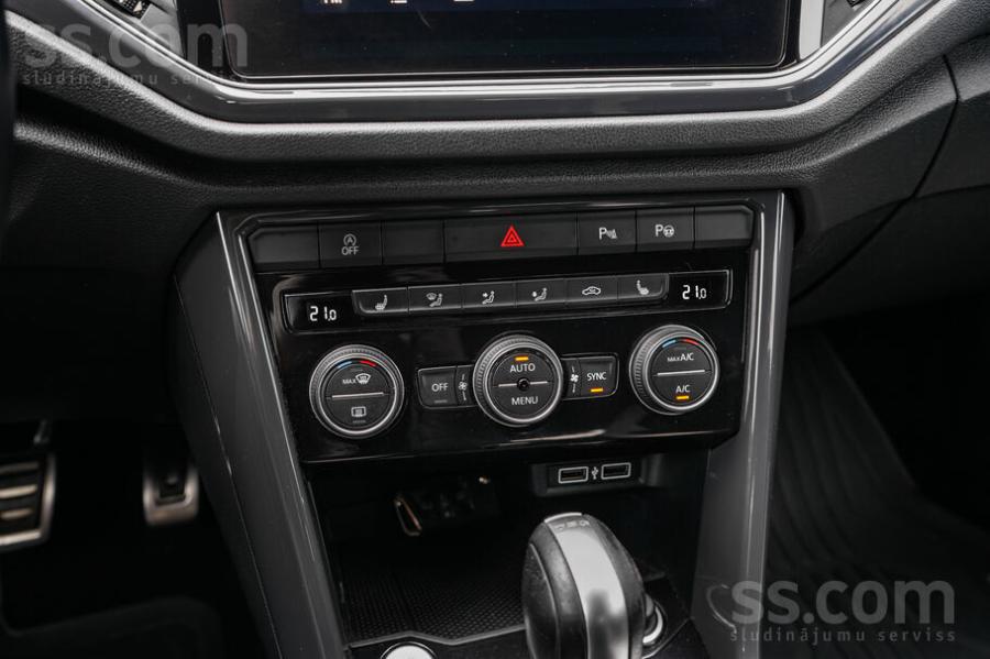 Volkswagen T-Roc 2018 Ogre, ar dzinēja tilpumu 2.00 L un nobraukumu 198 tūkst. km par 17700 €, foto 17 vietnē AUTOMOTO.COM.LV