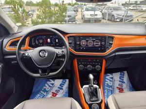 Volkswagen T-Roc 2018 in Siauliai, with an engine capacity of 1.97 L and mileage of 186 thousand km for 16700 €, photo 20 on AUTOMOTO.COM.LV