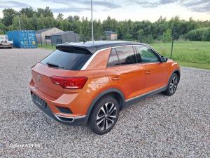 Volkswagen T-Roc 2019 in Kaunas, with an engine capacity of 1.60 L and mileage of 209 thousand km for 9999 €, photo 5 on AUTOMOTO.COM.LV