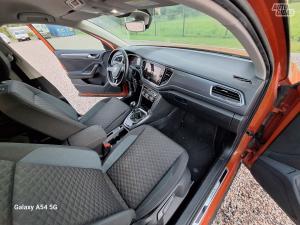 Volkswagen T-Roc 2019 in Kaunas, with an engine capacity of 1.60 L and mileage of 209 thousand km for 9999 €, photo 9 on AUTOMOTO.COM.LV