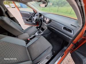Volkswagen T-Roc 2019 in Kaunas, with an engine capacity of 1.60 L and mileage of 209 thousand km for 9999 €, photo 13 on AUTOMOTO.COM.LV