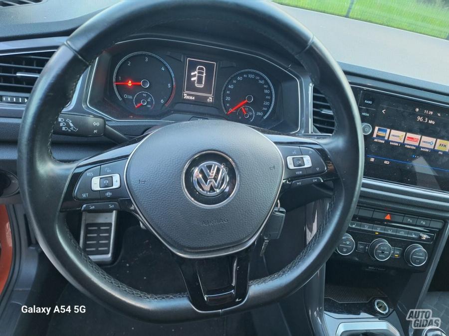 Volkswagen T-Roc 2019 in Kaunas, with an engine capacity of 1.60 L and mileage of 209 thousand km for 9999 €, photo 17 on AUTOMOTO.COM.LV