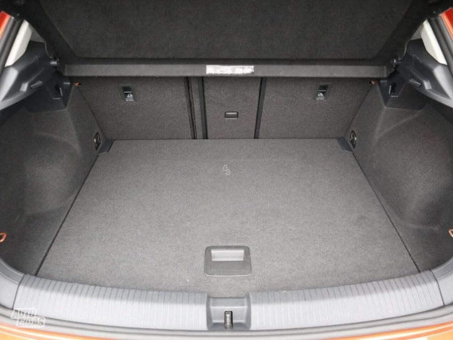 Volkswagen T-Roc 2020 in Kaunas, with an engine capacity of 1.50 L and mileage of 63 thousand km for 22287 €, photo 7 on AUTOMOTO.COM.LV