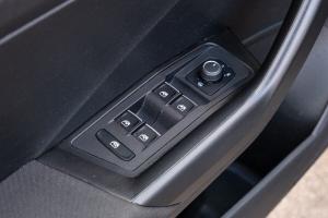 Volkswagen T-Roc 2020 Rīga, ar dzinēja tilpumu 2.00 L un nobraukumu 83 tūkst. km par 18900 €, foto 13 vietnē AUTOMOTO.COM.LV