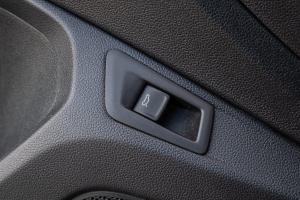 Volkswagen T-Roc 2020 Rīga, ar dzinēja tilpumu 2.00 L un nobraukumu 83 tūkst. km par 18900 €, foto 14 vietnē AUTOMOTO.COM.LV