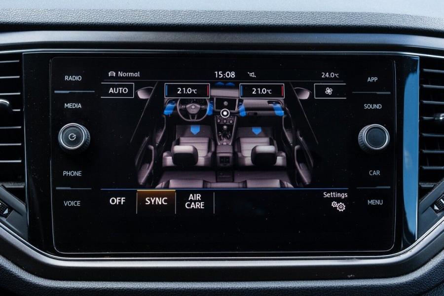 Volkswagen T-Roc 2020 Rīga, ar dzinēja tilpumu 2.00 L un nobraukumu 83 tūkst. km par 18900 €, foto 19 vietnē AUTOMOTO.COM.LV
