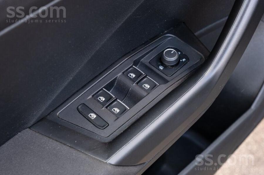Volkswagen T-Roc 2020 in Riga, with an engine capacity of 2.00 L and mileage of 83 thousand km for 18900 €, photo 13 on AUTOMOTO.COM.LV