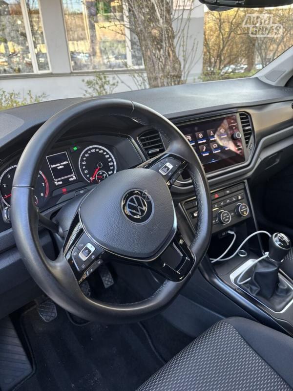 Volkswagen T-Roc 2021 Viļņa, ar dzinēja tilpumu 1.00 L un nobraukumu 78 tūkst. km par 17500 €, foto 10 vietnē AUTOMOTO.COM.LV