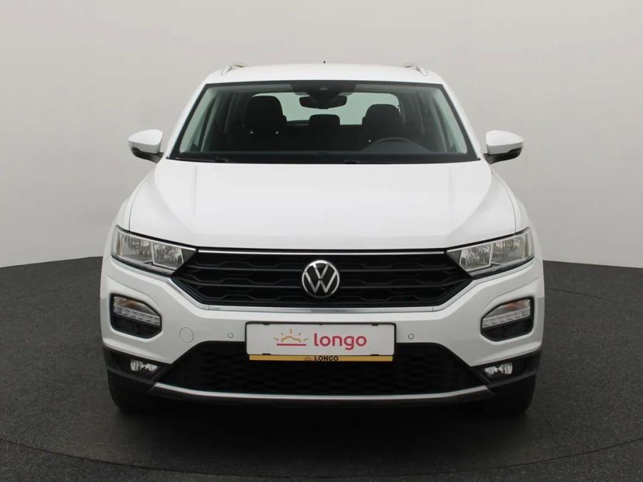 Volkswagen T-Roc 2021 in Vilnius, with an engine capacity of 1.50 L and mileage of 167 thousand km for 16699 €, photo 4 on AUTOMOTO.COM.LV