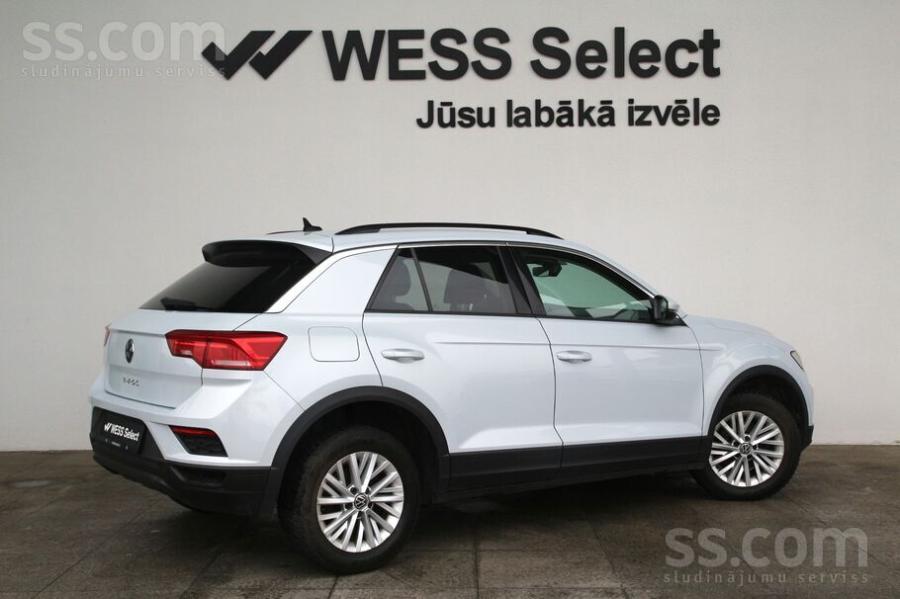 Volkswagen T-Roc 2021 Rīga, ar dzinēja tilpumu 1.00 L un nobraukumu 134 tūkst. km par 11990 €, foto 5 vietnē AUTOMOTO.COM.LV