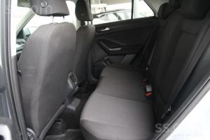 Volkswagen T-Roc 2021 Rīga, ar dzinēja tilpumu 1.00 L un nobraukumu 134 tūkst. km par 11990 €, foto 11 vietnē AUTOMOTO.COM.LV