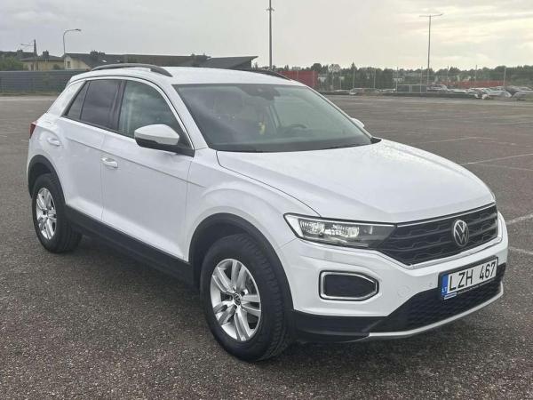 Volkswagen T-Roc 2021 Viļņa, ar dzinēja tilpumu 1.50 L un nobraukumu 169 tūkst. km par 18000 €, foto 2 vietnē AUTOMOTO.COM.LV