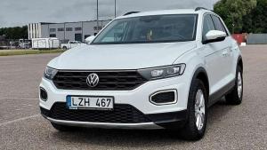 Volkswagen T-Roc 2021 in Vilnius, with an engine capacity of 1.50 L and mileage of 170 thousand km for 17800 €, photo 4 on AUTOMOTO.COM.LV