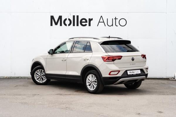 Volkswagen T-Roc 2022 in Riga, with an engine capacity of 1.50 L and mileage of 80 thousand km for 21350 €, photo 3 on AUTOMOTO.COM.LV