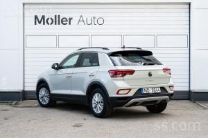 Volkswagen T-Roc 2022 in Riga, with an engine capacity of 1.50 L and mileage of 21 thousand km for 18950 €, photo 5 on AUTOMOTO.COM.LV