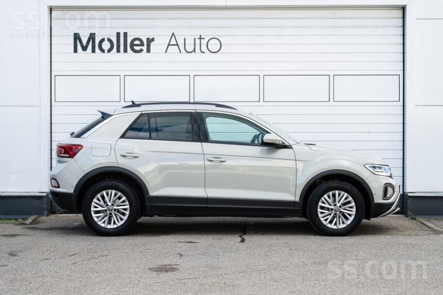 Volkswagen T-Roc 2022 in Riga, with an engine capacity of 1.50 L and mileage of 21 thousand km for 18950 €, photo 6 on AUTOMOTO.COM.LV