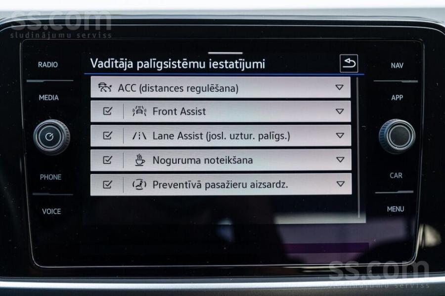 Volkswagen T-Roc 2022 in Riga, with an engine capacity of 1.50 L and mileage of 21 thousand km for 18950 €, photo 12 on AUTOMOTO.COM.LV