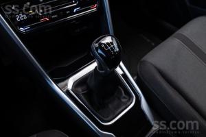 Volkswagen T-Roc 2022 in Riga, with an engine capacity of 1.50 L and mileage of 21 thousand km for 18950 €, photo 15 on AUTOMOTO.COM.LV