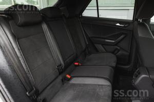 Volkswagen T-Roc 2023 in Ventspils, with an engine capacity of 1.50 L and mileage of 82 thousand km for 28050 €, photo 31 on AUTOMOTO.COM.LV