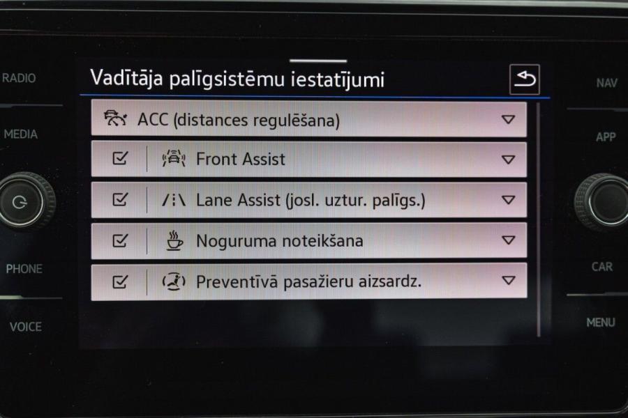 Volkswagen T-Roc 2023 Ventspils, ar dzinēja tilpumu 1.50 L un nobraukumu 82 tūkst. km par 28050 €, foto 24 vietnē AUTOMOTO.COM.LV
