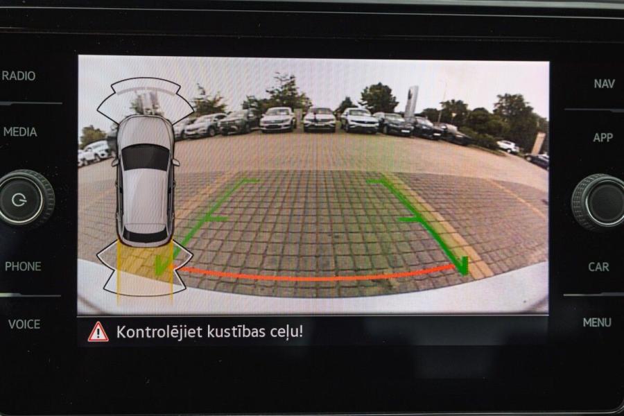 Volkswagen T-Roc 2023 Ventspils, ar dzinēja tilpumu 1.50 L un nobraukumu 82 tūkst. km par 28050 €, foto 25 vietnē AUTOMOTO.COM.LV