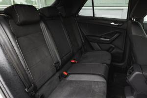Volkswagen T-Roc 2023 Ventspils, ar dzinēja tilpumu 1.50 L un nobraukumu 82 tūkst. km par 28050 €, foto 31 vietnē AUTOMOTO.COM.LV