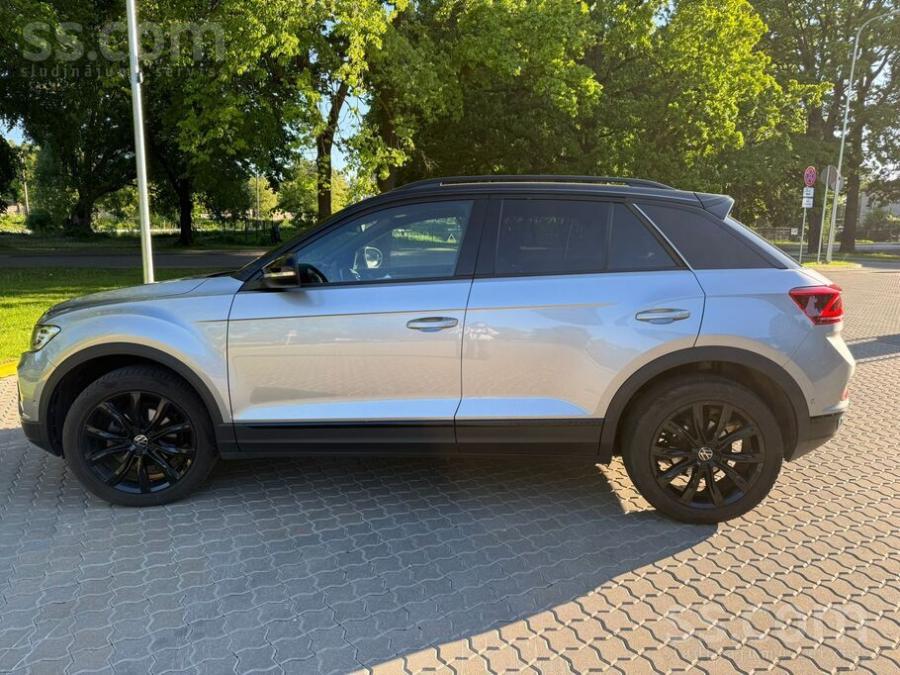 Volkswagen T-Roc 2024 Rīga, ar dzinēja tilpumu 1.50 L un nobraukumu 33 tūkst. km par 24700 €, foto 1 vietnē AUTOMOTO.COM.LV