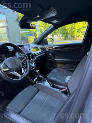 Volkswagen T-Roc 2024 Rīga, ar dzinēja tilpumu 1.50 L un nobraukumu 33 tūkst. km par 24700 €, foto 6 vietnē AUTOMOTO.COM.LV