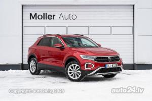 Volkswagen T-Roc 2025 Rīga, ar dzinēja tilpumu 1.50 L un nobraukumu 13 tūkst. km par 25550 €, foto 2 vietnē AUTOMOTO.COM.LV