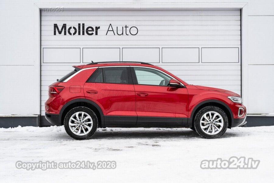 Volkswagen T-Roc 2025 Rīga, ar dzinēja tilpumu 1.50 L un nobraukumu 13 tūkst. km par 25550 €, foto 5 vietnē AUTOMOTO.COM.LV