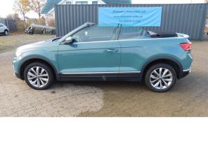 Green Volkswagen T-Roc 2021 in Kaunas, with an engine capacity of 1.00 L and mileage of 26 thousand km for 22735 €, photo 2 on AUTOMOTO.COM.LV