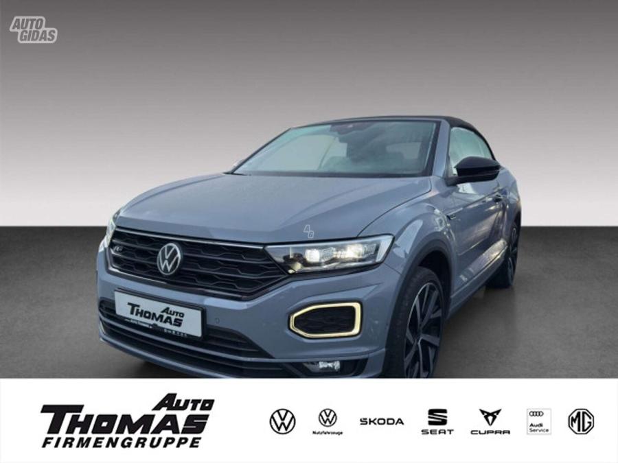 Grey Volkswagen T-Roc 2021 in Kaunas, with an engine capacity of 1.50 L and mileage of 68 thousand km for 26809 €, photo 1 on AUTOMOTO.COM.LV